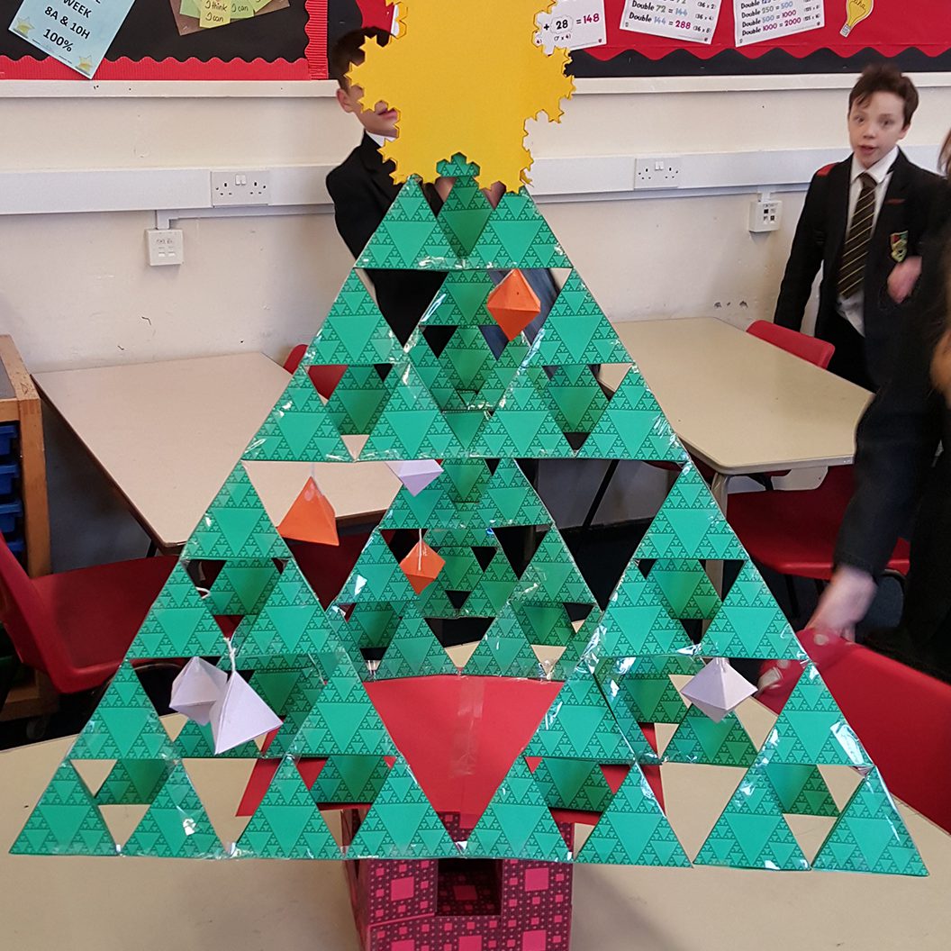 Aperiodvent, Day 12: Fractal Christmas Trees | The Aperiodical